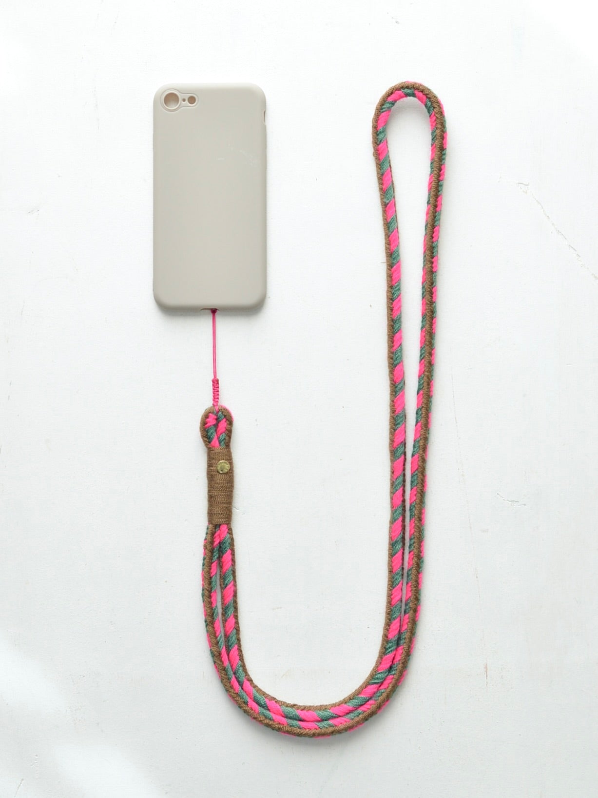 【残り1点】GUANABANA スマホストラップ – NOZZI BAZZAR