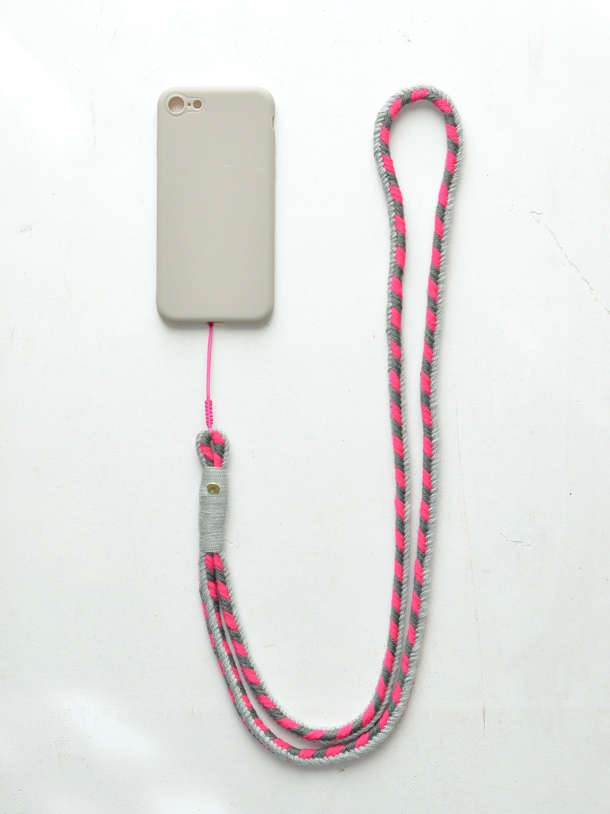 GUANABANA スマホストラップ – NOZZI BAZZAR